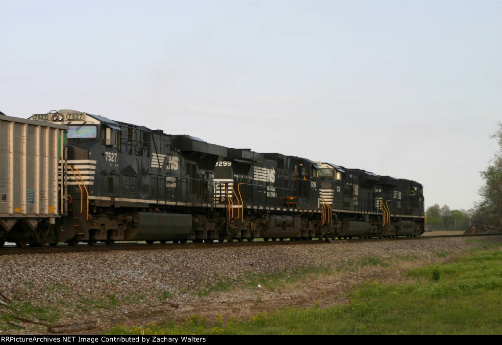 NS 8019 1006 9299 7527